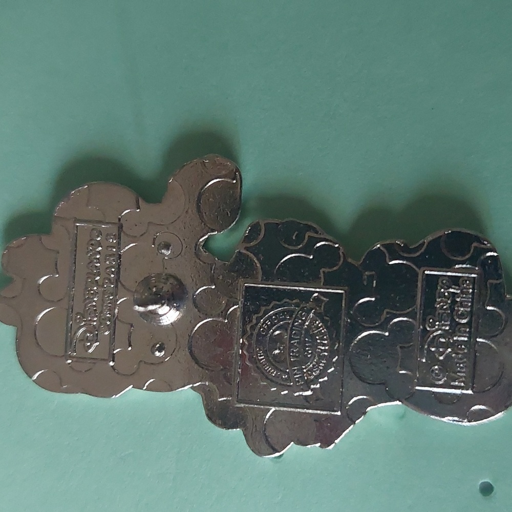 Disneyland Paris Minnie Mouse Pin - Gem